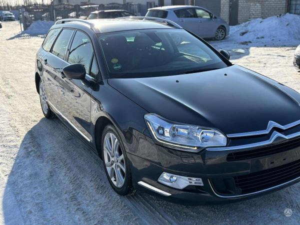 Grey Citroen C5 2013 in Taurage, with an engine capacity of 2.00 L and mileage of 230 thousand km for 3600 €, photo 6 on AUTOMOTO.COM.LV