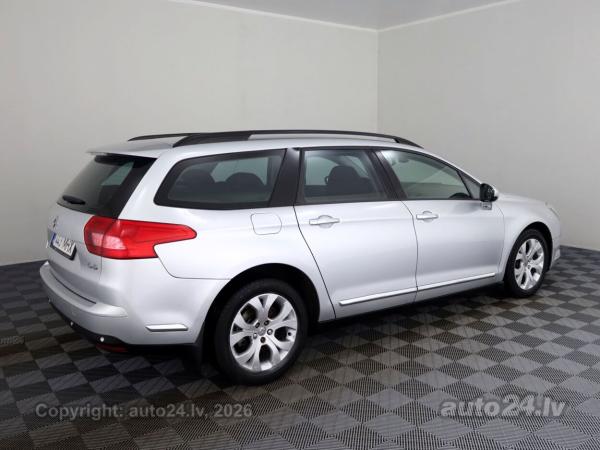 Grey Citroen C5 2013 in Tallinn, with an engine capacity of 1.60 L and mileage of 177 thousand km for 2499 €, photo 3 on AUTOMOTO.COM.LV