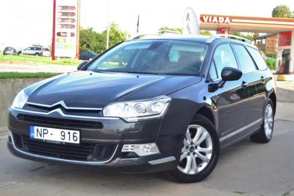 Pelēks Citroen C5 2013 Jēkabpils, ar dzinēja tilpumu 2.00 L un nobraukumu 282 tūkst. km par 5500 €, foto 1 vietnē AUTOMOTO.COM.LV