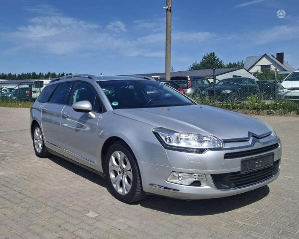 Grey Citroen C5 2013 in Utena, with an engine capacity of 2.00 L and mileage of 179 thousand km for 2950 €, photo 1 on AUTOMOTO.COM.LV