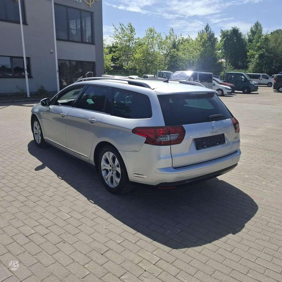 Grey Citroen C5 2013 in Utena, with an engine capacity of 2.00 L and mileage of 179 thousand km for 2950 €, photo 4 on AUTOMOTO.COM.LV