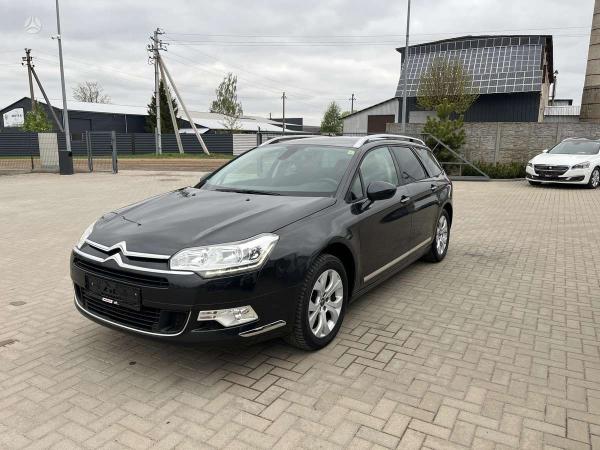 Pelēks Citroen C5 2013 Tauragė, ar dzinēja tilpumu 2.00 L un nobraukumu 278 tūkst. km par 3500 €, foto 5 vietnē AUTOMOTO.COM.LV