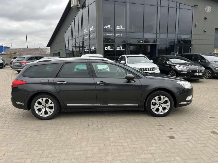 Pelēks Citroen C5 2013 Tauragė, ar dzinēja tilpumu 2.00 L un nobraukumu 278 tūkst. km par 3500 €, foto 7 vietnē AUTOMOTO.COM.LV