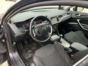 Pelēks Citroen C5 2013 Tauragė, ar dzinēja tilpumu 2.00 L un nobraukumu 278 tūkst. km par 3500 €, foto 14 vietnē AUTOMOTO.COM.LV