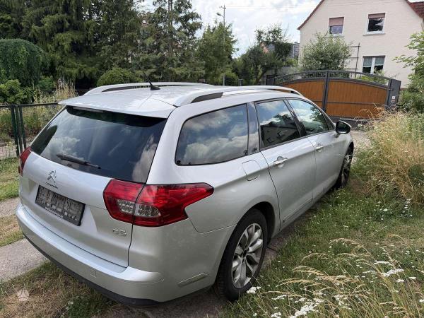 Grey Citroen C5 2013 in Kaunas, with an engine capacity of 2.00 L and mileage of 199 thousand km for 2550 €, photo 4 on AUTOMOTO.COM.LV