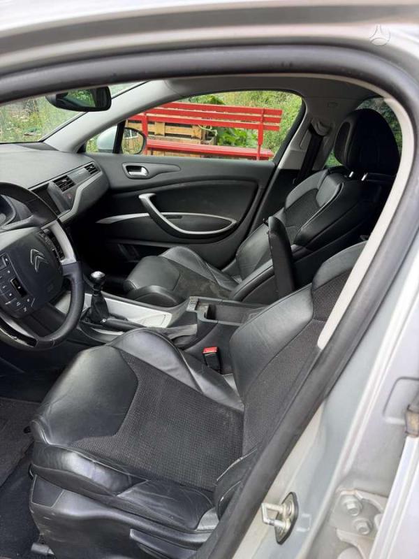 Grey Citroen C5 2013 in Kaunas, with an engine capacity of 2.00 L and mileage of 199 thousand km for 2550 €, photo 7 on AUTOMOTO.COM.LV
