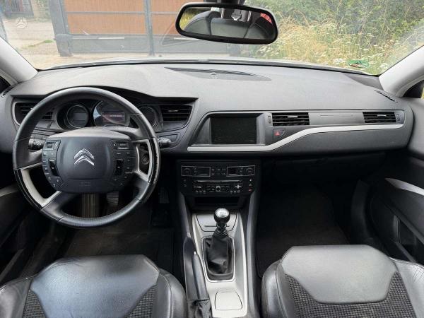 Grey Citroen C5 2013 in Kaunas, with an engine capacity of 2.00 L and mileage of 199 thousand km for 2550 €, photo 10 on AUTOMOTO.COM.LV