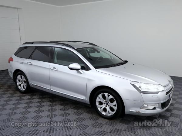 Grey Citroen C5 2013 in Tallinn, with an engine capacity of 1.60 L and mileage of 195 thousand km for 2299 €, photo 1 on AUTOMOTO.COM.LV