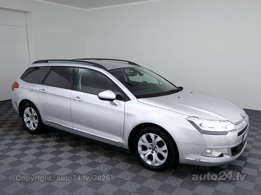 Grey Citroen C5 2013 in Tallinn, with an engine capacity of 1.60 L and mileage of 195 thousand km for 2299 €, photo 1 on AUTOMOTO.COM.LV