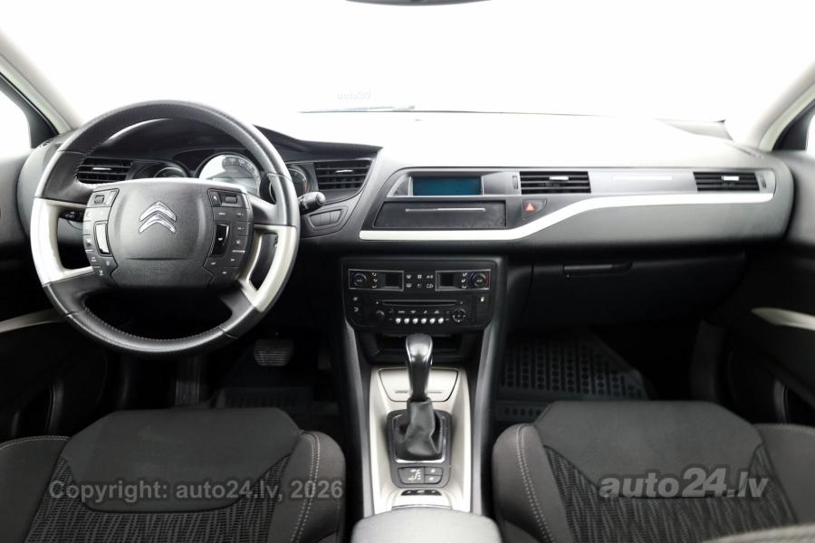 Grey Citroen C5 2013 in Tallinn, with an engine capacity of 1.60 L and mileage of 195 thousand km for 2299 €, photo 6 on AUTOMOTO.COM.LV