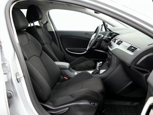 Grey Citroen C5 2013 in Tallinn, with an engine capacity of 1.60 L and mileage of 195 thousand km for 2299 €, photo 7 on AUTOMOTO.COM.LV
