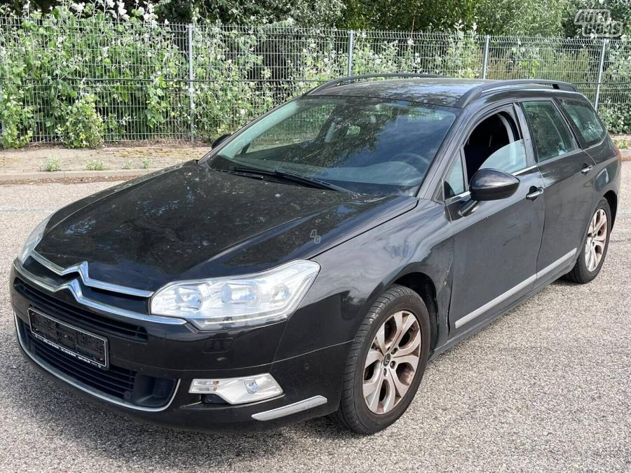 Pelēks Citroen C5 2013 Marijampole, ar dzinēja tilpumu 1.60 L un nobraukumu 174 tūkst. km par 3250 €, foto 3 vietnē AUTOMOTO.COM.LV