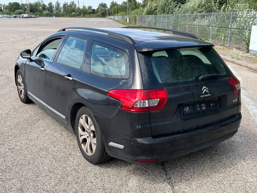 Pelēks Citroen C5 2013 Marijampole, ar dzinēja tilpumu 1.60 L un nobraukumu 174 tūkst. km par 3250 €, foto 5 vietnē AUTOMOTO.COM.LV