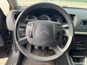 Pelēks Citroen C5 2013 Marijampole, ar dzinēja tilpumu 1.60 L un nobraukumu 174 tūkst. km par 3250 €, foto 10 vietnē AUTOMOTO.COM.LV