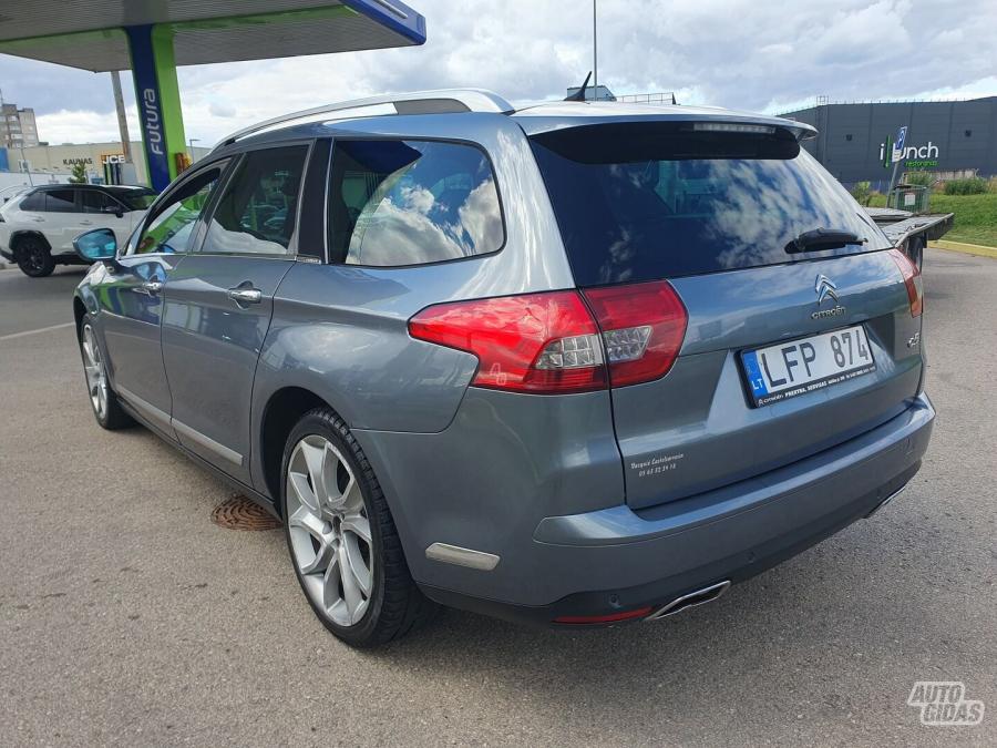 Pelēks Citroen C5 2013 Kauņa, ar dzinēja tilpumu 2.20 L un nobraukumu 282 tūkst. km par 2450 €, foto 7 vietnē AUTOMOTO.COM.LV