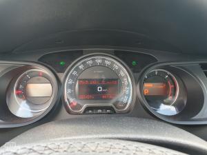Pelēks Citroen C5 2013 Kauņa, ar dzinēja tilpumu 2.20 L un nobraukumu 282 tūkst. km par 2450 €, foto 12 vietnē AUTOMOTO.COM.LV