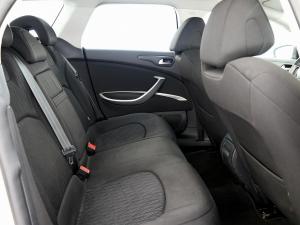 Pelēks Citroen C5 2013 Tallina, ar dzinēja tilpumu 1.60 L un nobraukumu 178 tūkst. km par 2299 €, foto 16 vietnē AUTOMOTO.COM.LV
