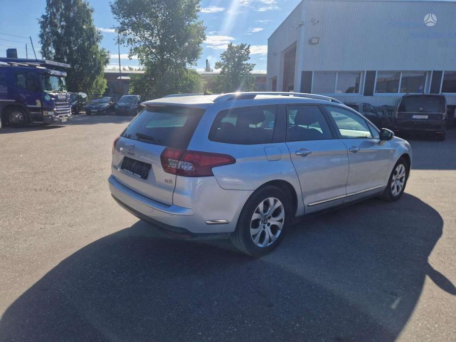 Grey Citroen C5 2015 in Ukmerge, with an engine capacity of 1.56 L and mileage of 240 thousand km for 3650 €, photo 5 on AUTOMOTO.COM.LV