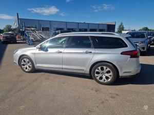 Grey Citroen C5 2015 in Ukmerge, with an engine capacity of 1.56 L and mileage of 240 thousand km for 3650 €, photo 8 on AUTOMOTO.COM.LV