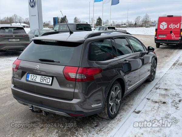 Grey Citroen C5 2016 in Viljandi, with an engine capacity of 2.00 L and mileage of 130 thousand km for 6500 €, photo 5 on AUTOMOTO.COM.LV