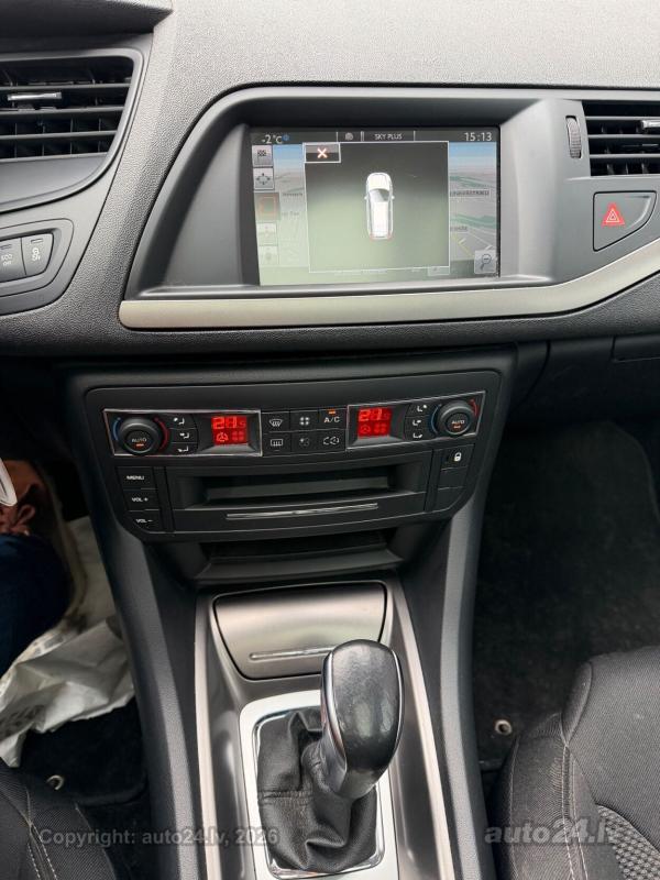 Pelēks Citroen C5 2016 Viljandi, ar dzinēja tilpumu 2.00 L un nobraukumu 130 tūkst. km par 6500 €, foto 11 vietnē AUTOMOTO.COM.LV
