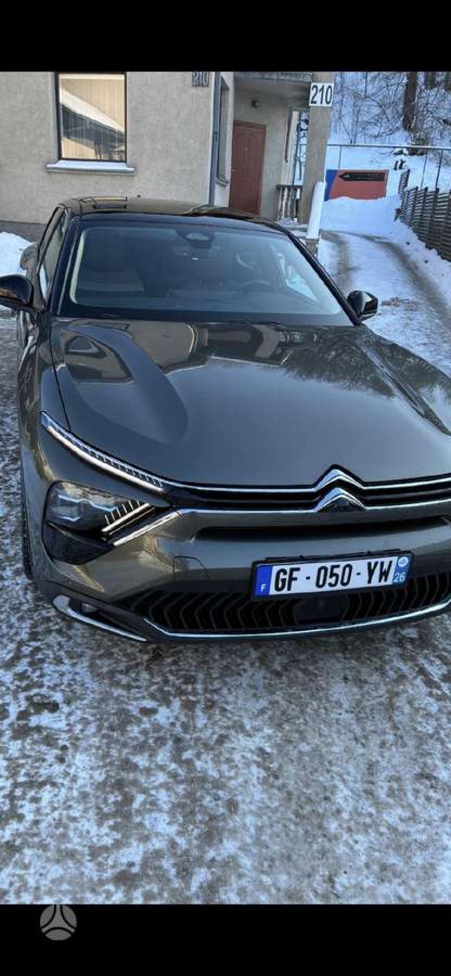 Grey Citroen C5 2022 in Vilkaviskis, with an engine capacity of 1.60 L and mileage of 79 thousand km for 19750 €, photo 16 on AUTOMOTO.COM.LV