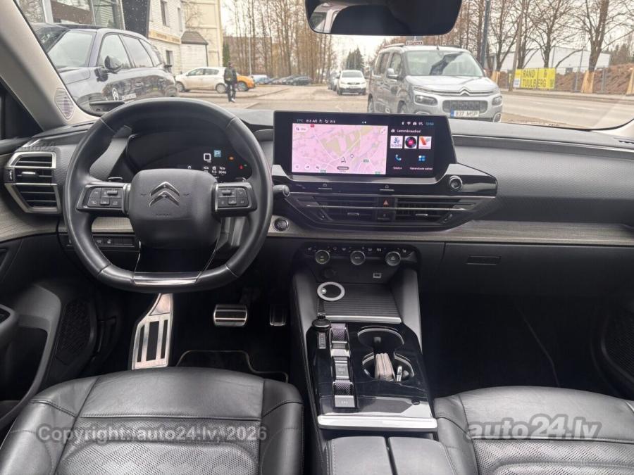 Grey Citroen C5 2022 in Tartu, with an engine capacity of 1.60 L and mileage of 43 thousand km for 23900 €, photo 12 on AUTOMOTO.COM.LV