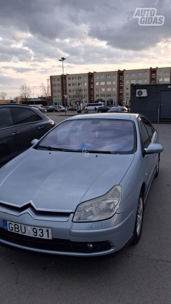 Citroen C5 2005 Tauragė, ar dzinēja tilpumu 1.60 L un nobraukumu 326 tūkst. km par 650 €, foto 3 vietnē AUTOMOTO.COM.LV