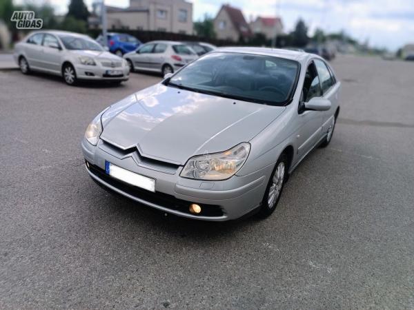 Citroen C5 2005 Raseiniai, ar dzinēja tilpumu 1.60 L un nobraukumu 220 tūkst. km par 850 €, foto 2 vietnē AUTOMOTO.COM.LV