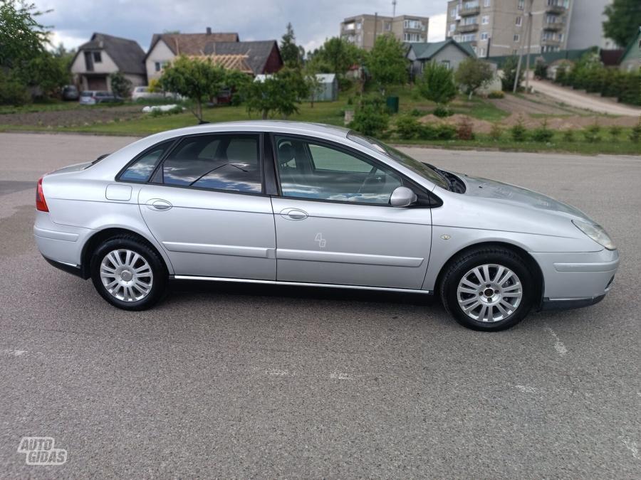 Citroen C5 2005 Raseiniai, ar dzinēja tilpumu 1.60 L un nobraukumu 220 tūkst. km par 850 €, foto 8 vietnē AUTOMOTO.COM.LV