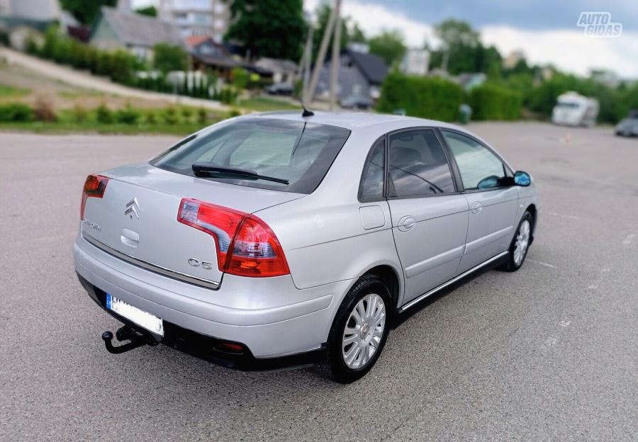 Citroen C5 2005 in Raseiniai, with an engine capacity of 1.60 L and mileage of 220 thousand km for 790 €, photo 4 on AUTOMOTO.COM.LV