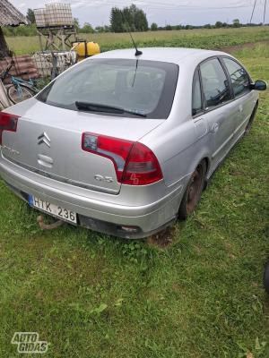 Citroen C5 2005 Ariogala, ar dzinēja tilpumu 2.00 L un nobraukumu 400 tūkst. km par 500 €, foto  vietnē AUTOMOTO.COM.LV