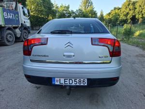 Citroen C5 2005 in Kaunas, with an engine capacity of 2.00 L and mileage of 321 thousand km for 1300 €, photo 8 on AUTOMOTO.COM.LV