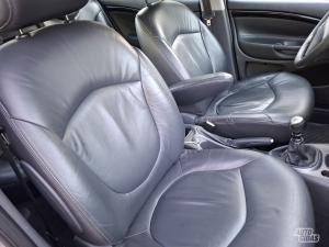Citroen C5 2005 in Kaunas, with an engine capacity of 2.00 L and mileage of 321 thousand km for 1300 €, photo 10 on AUTOMOTO.COM.LV