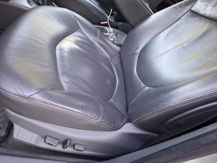 Citroen C5 2005 in Kaunas, with an engine capacity of 2.00 L and mileage of 321 thousand km for 1300 €, photo 16 on AUTOMOTO.COM.LV