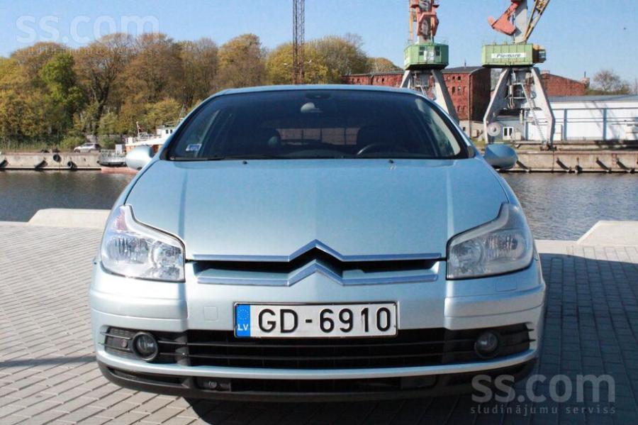 Citroen C5 2006 in Liepaja, with an engine capacity of 2.00 L and mileage of 250 thousand km for 450 €, photo 4 on AUTOMOTO.COM.LV