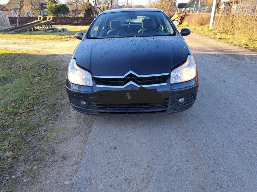 Citroen C5 2006 Viļņa, ar dzinēja tilpumu 2.00 L un nobraukumu 2 tūkst. km par 499 €, foto 1 vietnē AUTOMOTO.COM.LV