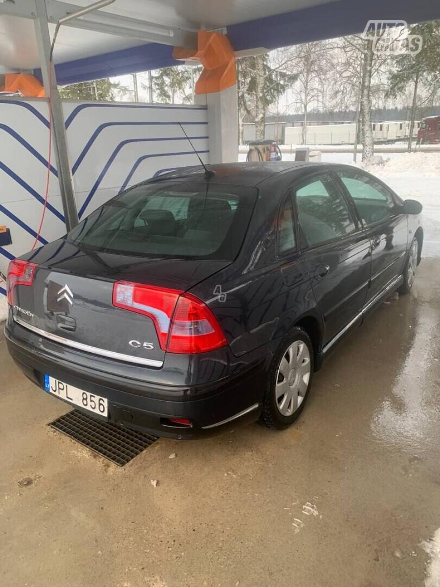 Citroen C5 2006 in Vilnius, with an engine capacity of 2.00 L and mileage of 280 thousand km for 1150 €, photo 4 on AUTOMOTO.COM.LV