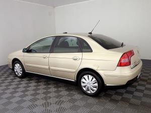 Ситроен С5 2006 в Таллин, объемом двигателя 2.00 л и пробегом 177 тыс. км за 399 €, фото 12 на AUTOMOTO.COM.LV