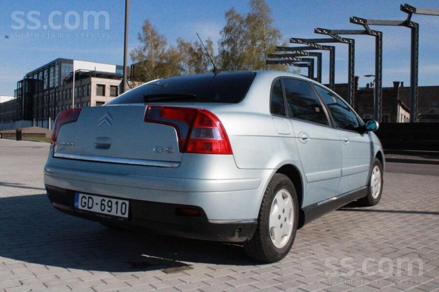 Citroen C5 2007 Liepāja, ar dzinēja tilpumu 2.00 L un nobraukumu 240 tūkst. km par 650 €, foto 4 vietnē AUTOMOTO.COM.LV