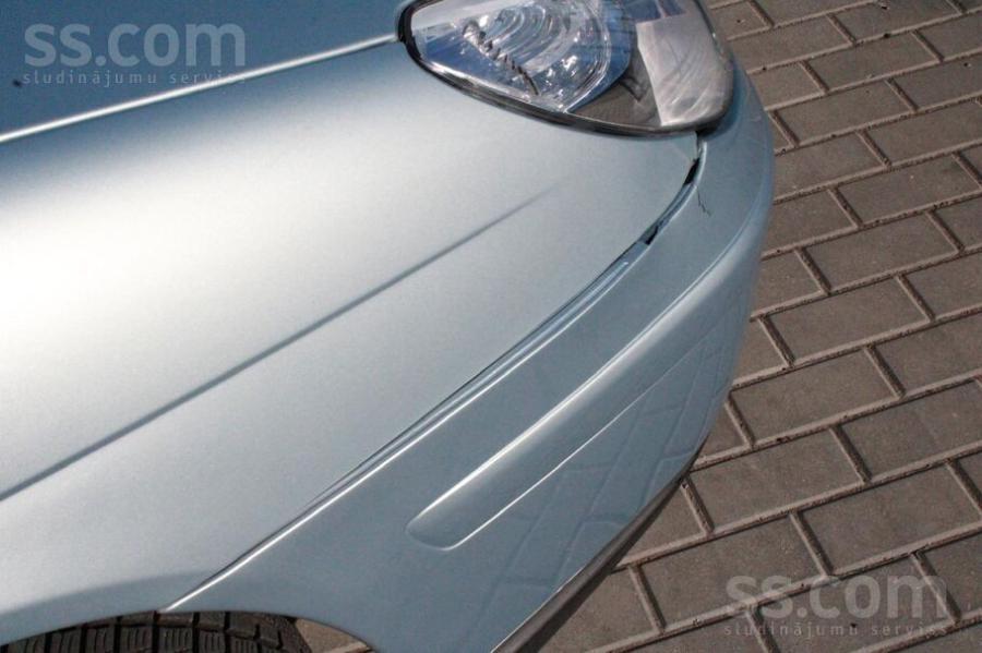 Citroen C5 2007 Liepāja, ar dzinēja tilpumu 2.00 L un nobraukumu 240 tūkst. km par 650 €, foto 8 vietnē AUTOMOTO.COM.LV