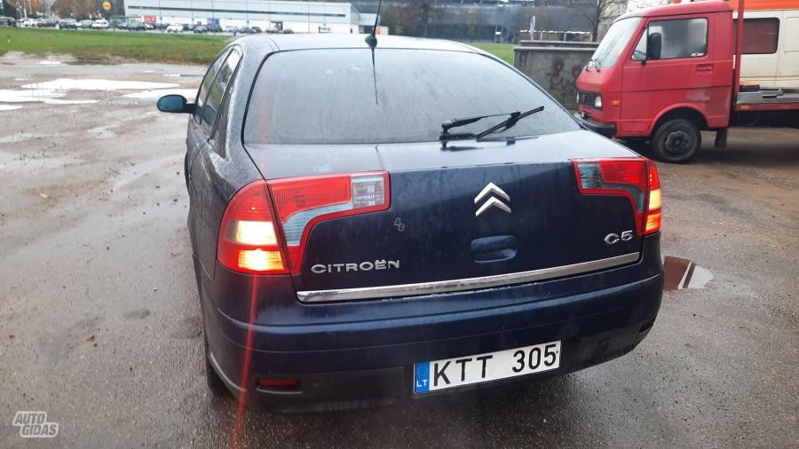Citroen C5 2007 Šauļi, ar dzinēja tilpumu 2.00 L un nobraukumu 310 tūkst. km par 799 €, foto 5 vietnē AUTOMOTO.COM.LV
