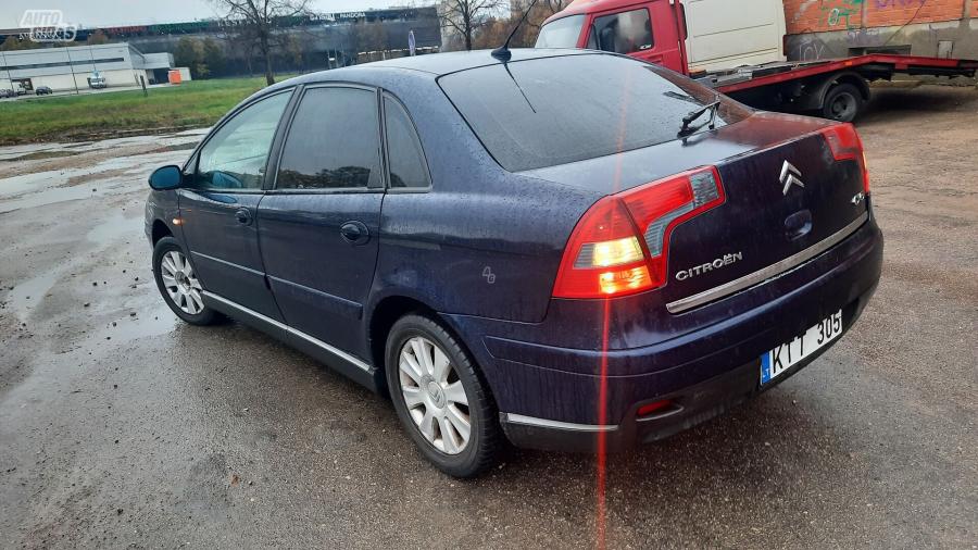 Citroen C5 2007 Šauļi, ar dzinēja tilpumu 2.00 L un nobraukumu 310 tūkst. km par 799 €, foto 6 vietnē AUTOMOTO.COM.LV