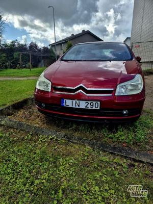 Sarkans Citroen C5 2006 Kauņa, ar dzinēja tilpumu 1.60 L un nobraukumu 205 tūkst. km par 900 €, foto  vietnē AUTOMOTO.COM.LV