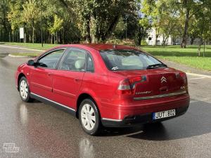 Красный Ситроен С5 2006 в Укмерге, объемом двигателя 2.20 л и пробегом 314 тыс. км за 750 €, фото 4 на AUTOMOTO.COM.LV