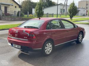 Красный Ситроен С5 2006 в Укмерге, объемом двигателя 2.20 л и пробегом 314 тыс. км за 750 €, фото 6 на AUTOMOTO.COM.LV