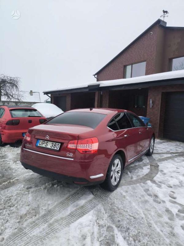 Sarkans Citroen C5 2008 Kauņa, ar dzinēja tilpumu 2.00 L un nobraukumu 300 tūkst. km par 2700 €, foto 7 vietnē AUTOMOTO.COM.LV
