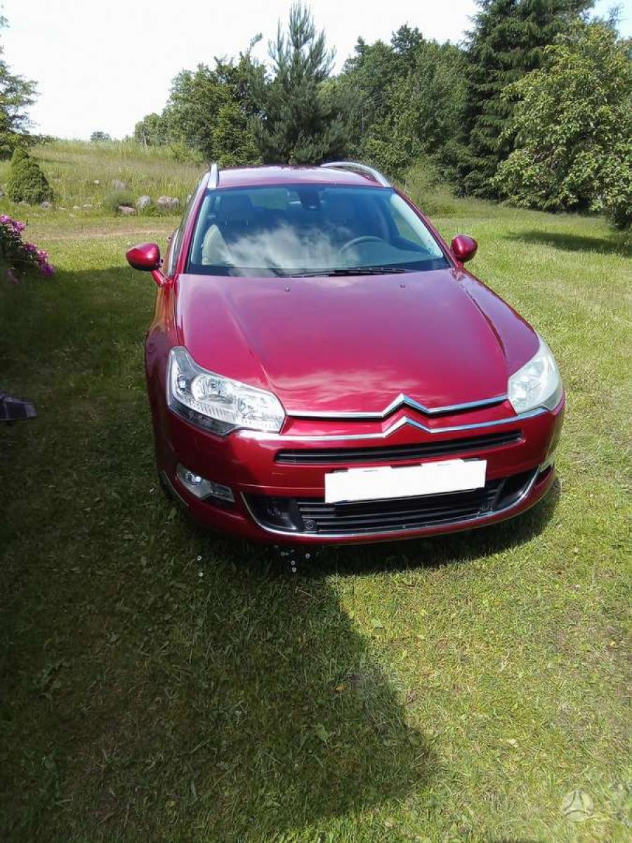Sarkans Citroen C5 2009 Alīta, ar dzinēja tilpumu 2.00 L un nobraukumu 301 tūkst. km par 2100 €, foto 6 vietnē AUTOMOTO.COM.LV