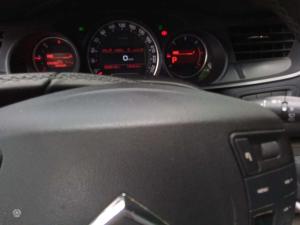 Sarkans Citroen C5 2009 Alīta, ar dzinēja tilpumu 2.00 L un nobraukumu 301 tūkst. km par 2100 €, foto 11 vietnē AUTOMOTO.COM.LV
