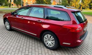 Red Citroen C5 2009 in Siauliai, with an engine capacity of 2.00 L and mileage of 300 thousand km for 2450 €, photo 8 on AUTOMOTO.COM.LV